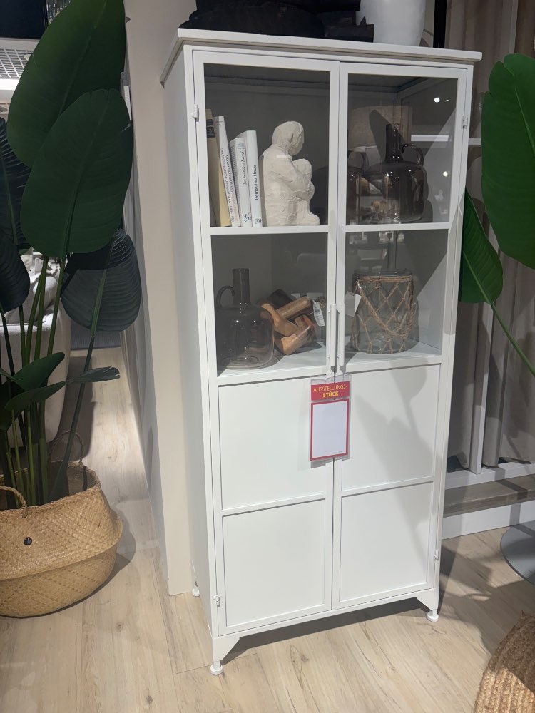 Schrank Miya von Zuiver | Abverkauf | Segmüller