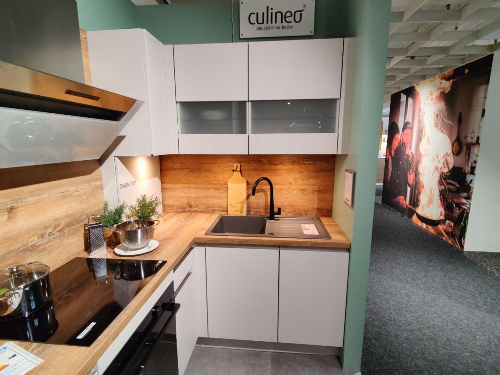 Küche - NOBILIA - TOUCH - inkl. E-Geräte